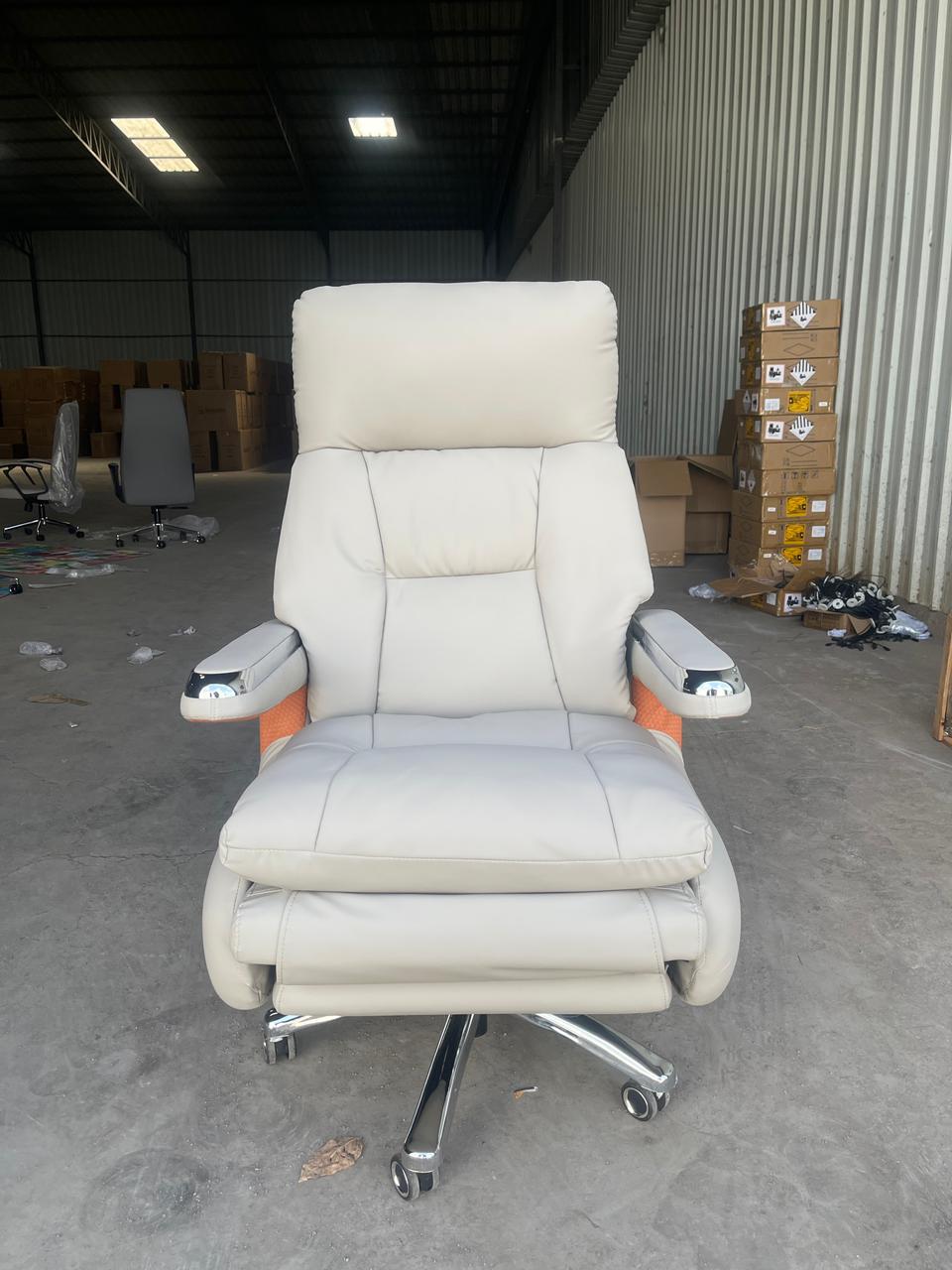 Boss & Leather Chair - SK26-ELECTRIC - NP Seatable INDIA